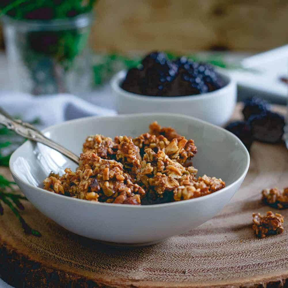Gingerbread Granola - Paleo and Gluten-Free Gingerbread Granola