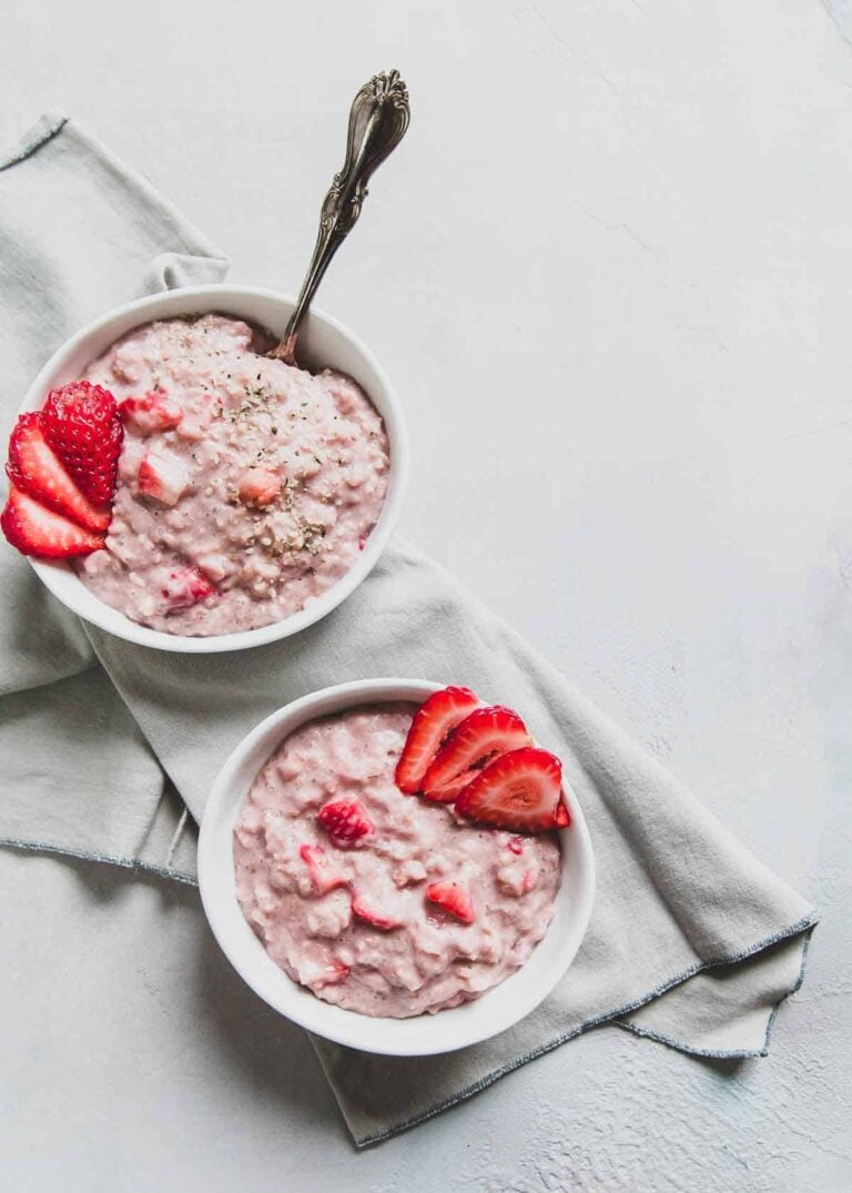 Strawberry Oatmeal - Stovetop Strawberry Oats Recipe