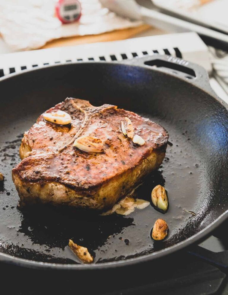 Simple Skillet Pork Chop Recipe - The Best Skillet Pork Chop