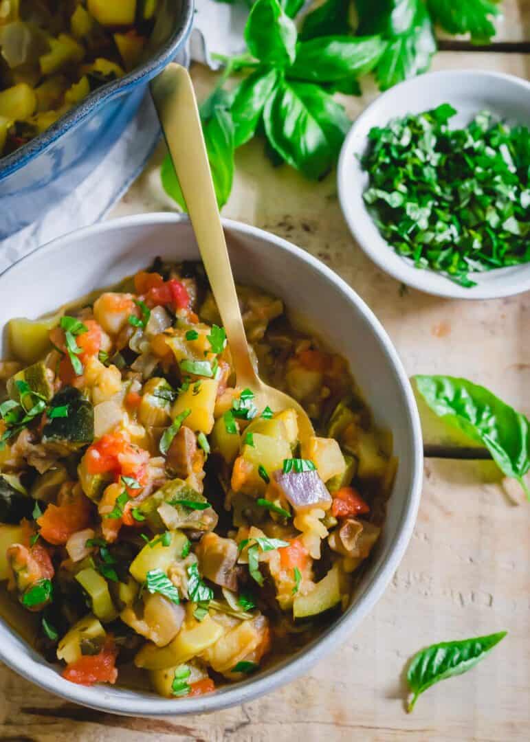 Ciambotta (Giambotta) - Hearty Italian Vegetable Stew