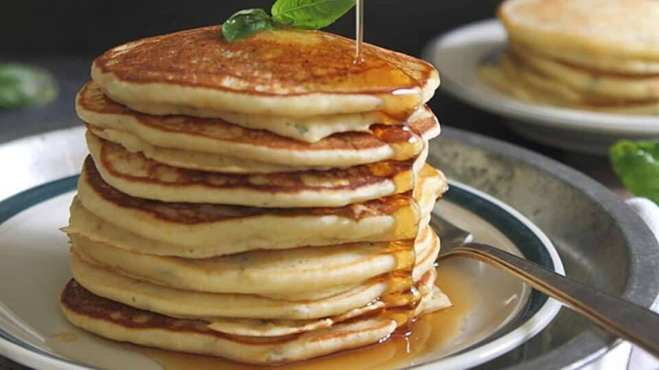 Maple Syrup Grades Explained - Running to the Kitchen®