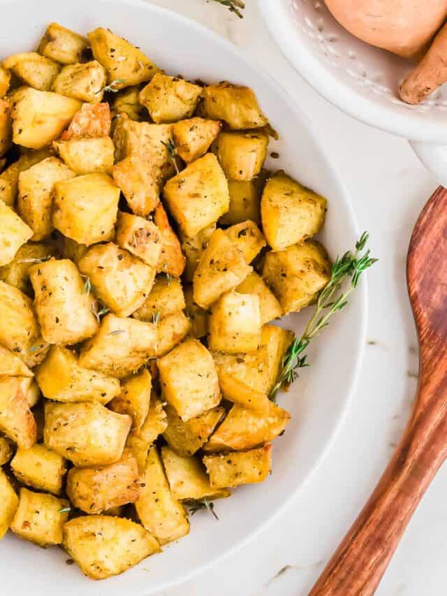 The Crispiest Air Fryer Red Potatoes - Running to the Kitchen®
